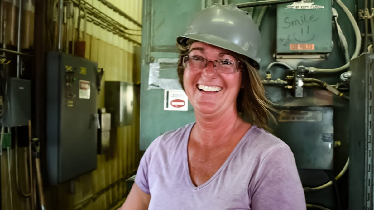 WOMEN'S WORK - LAURA - STEPPING OUT